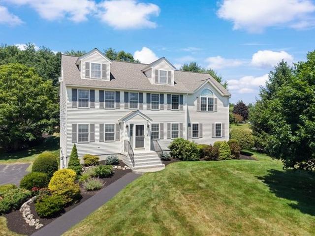 1 Daisy Ln, Tyngsborough, MA 01879