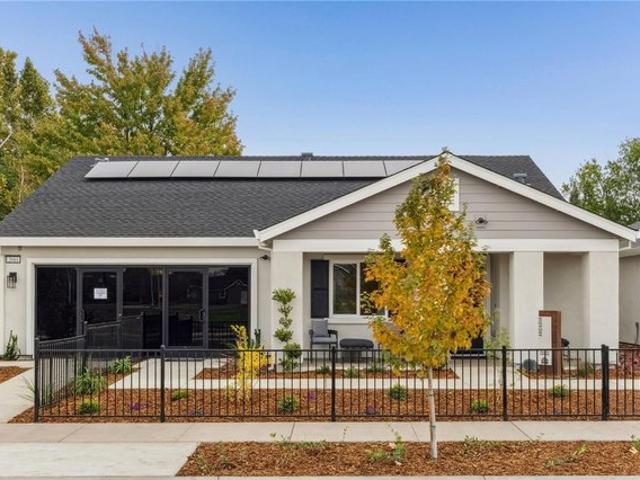 1 Dandelion Ct, Chico, CA 95973