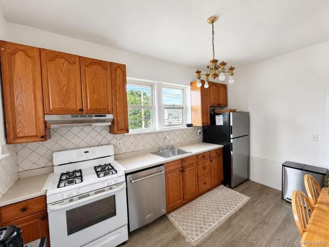 1 Davis Avenue