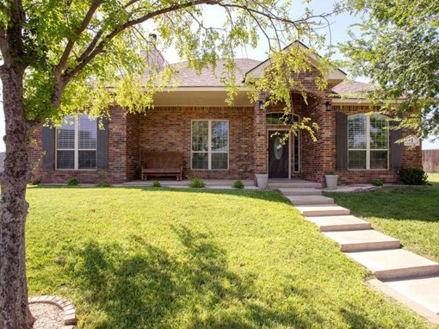 1 Deer Xing, Canyon, TX 79015