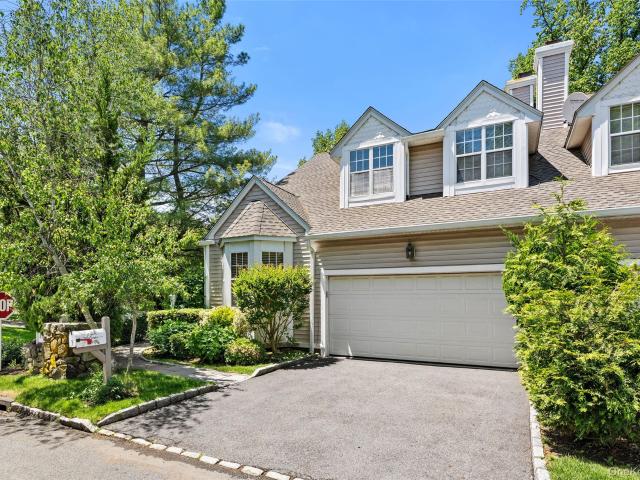 1 Deerfoot Lane