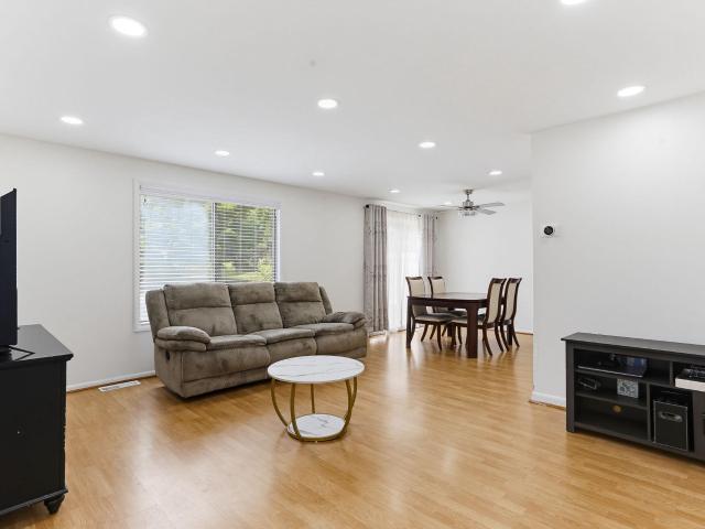 1 Dendron Court # 36 1