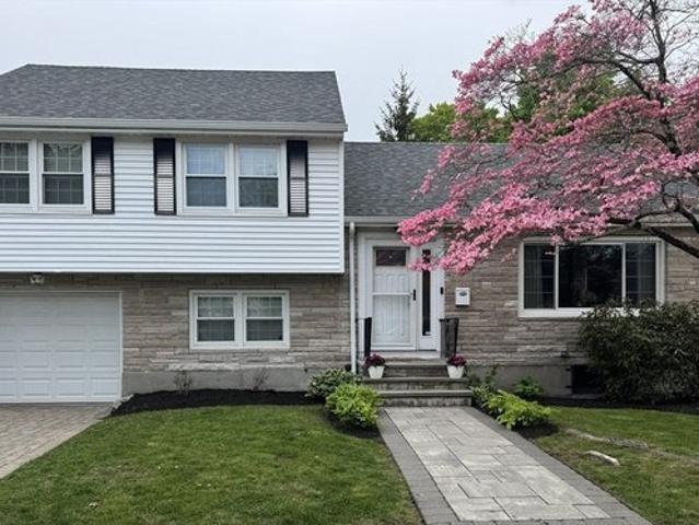 1 Deroma Rd, Boston, MA 02132