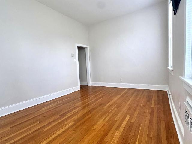1 Dickinson St, Woodstown, NJ 08098 | MLS #NJSA2018 | Compass