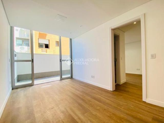 1 DORMITÓRIO / 1 VAGA / GARDEN / PETRÓPOLIS / POA / SEMI MOBILIADO