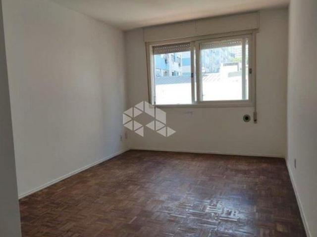 1 dormitório 43m² condomínio em frente ao Shopping Total. Elevador e portaria 24h