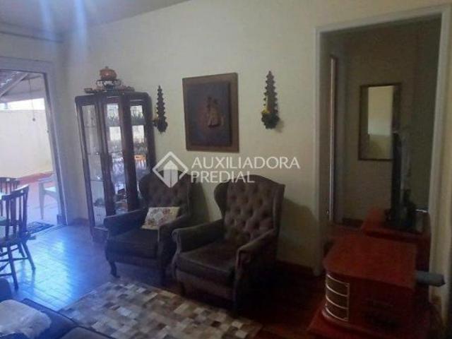 1 DORMITÓRIO GARDEM, 129m² + BOX ESCRITURADO, PRÉDIO COM ELEVADOR