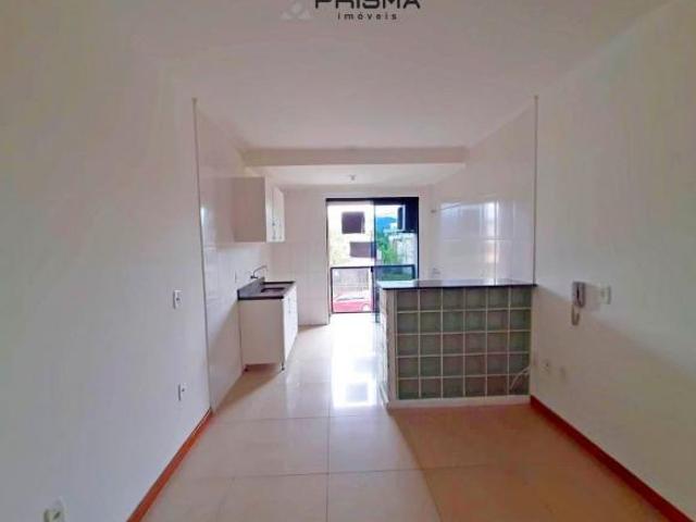 1 dormitório, sacada, churrasqueira, garagem próximo da UFN