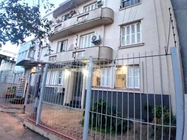 1 dormitório suite térreo com pátio Bairro São Geraldo Porto Alegre RS