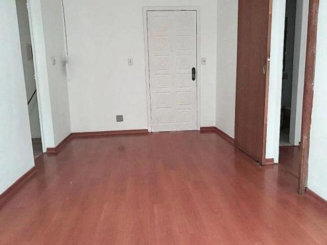 1 dormitorio predio com elevador