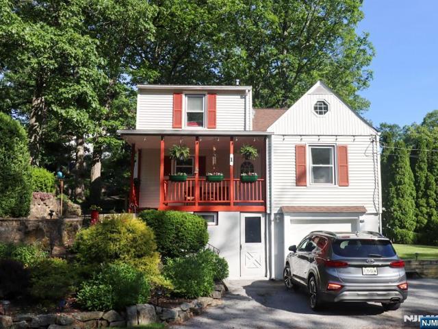1 Dorel Road