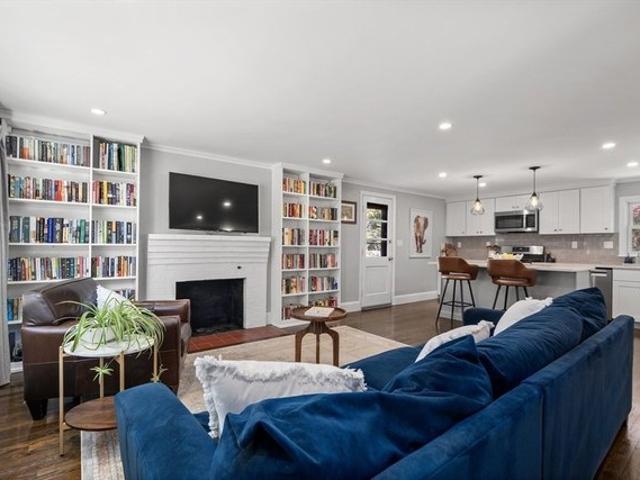 1 Dow Rd, Boston, MA 02132