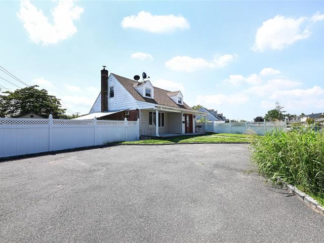 1 Douglas Drive