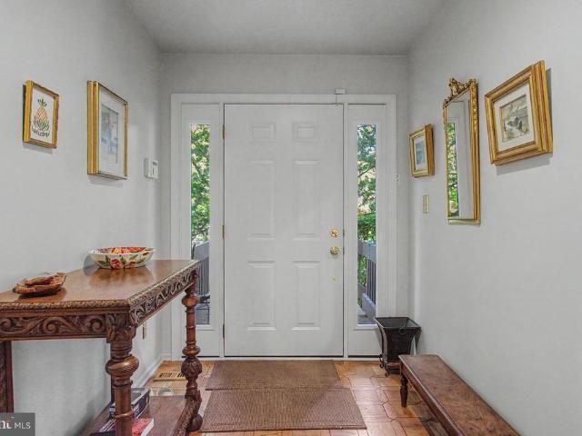 1 Exeter Court