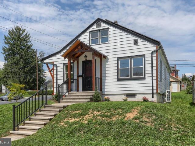 1 E Chestnut Street