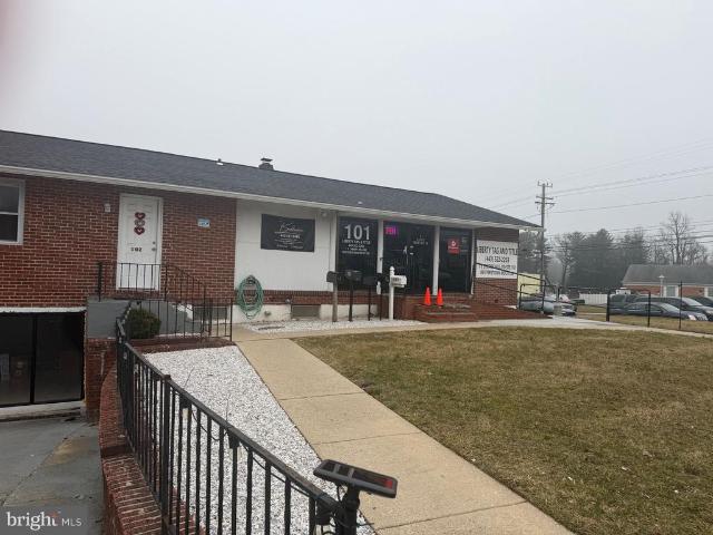 1 E Cherry Hill Road E