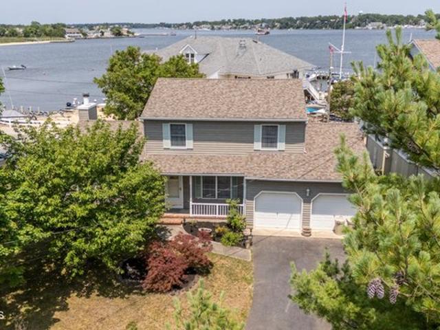1 E Avalon Ave, Ocean Gate, NJ 08740