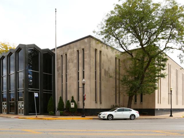 1 E Benton Street # 105