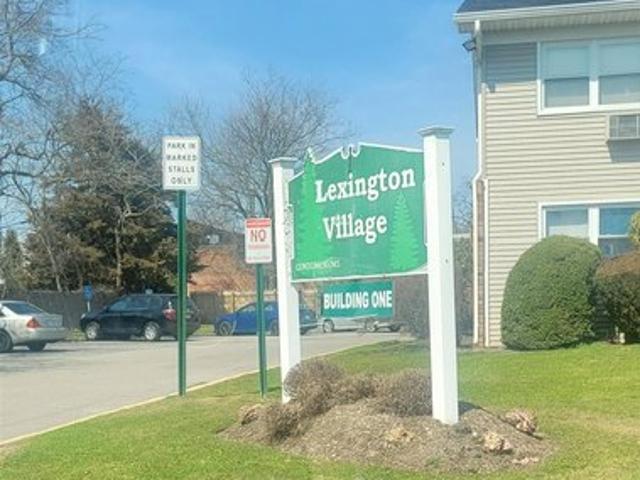1 E Hemlock Dr Unit 162, Bay Shore, NY 11706
