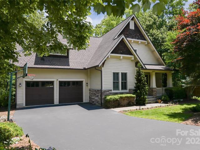 1 E Owl Creek Ln, Fairview, NC 28730 | MLS #4264