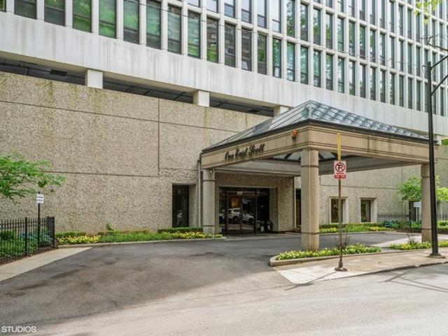 1 E Scott St Apt 1412, Chicago, IL 60610