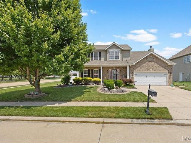 1 E Picketts Xing, Edwardsville, IL 62025