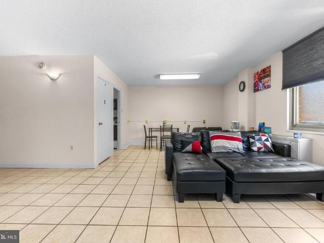 1 E University Parkway # 106