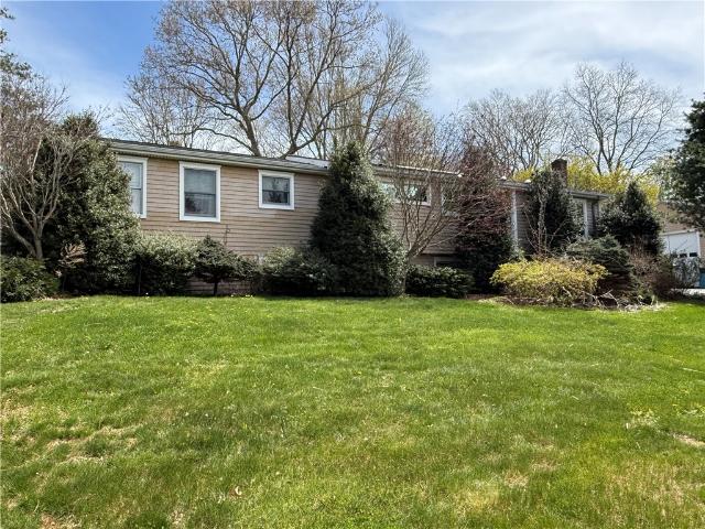1 Edgewood Ave, Hopkinton, RI 02804 | MLS #1411