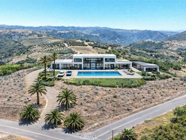 1 El Calamar, Temecula, CA 92590