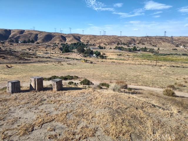 1 Elizabeth Lake Road
