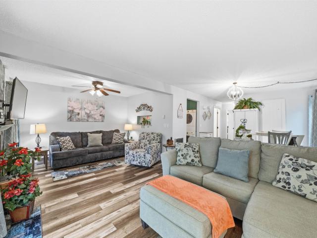 1 Elm Trail