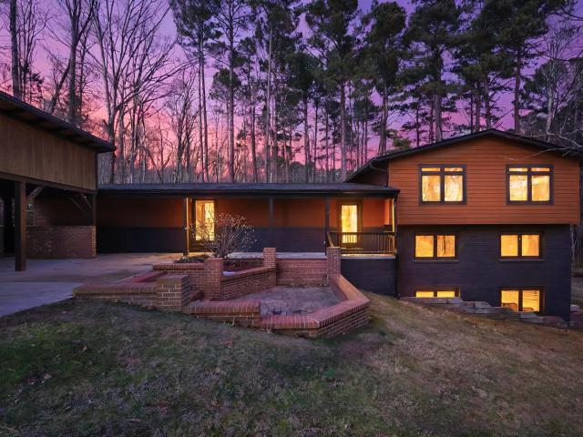 1 Emily Road