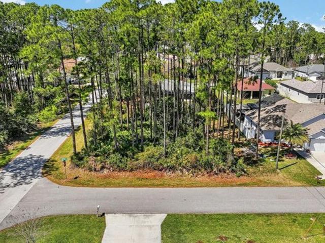1 Empire Ln, Palm Coast, FL 32164