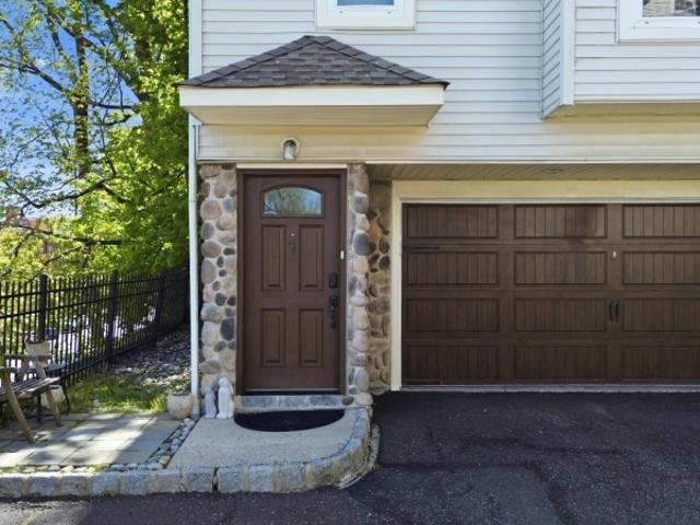 1 Entrance Ave, Morristown, NJ 07960 | MLS #4024