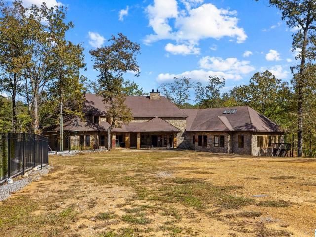 1 Environs Parkway
