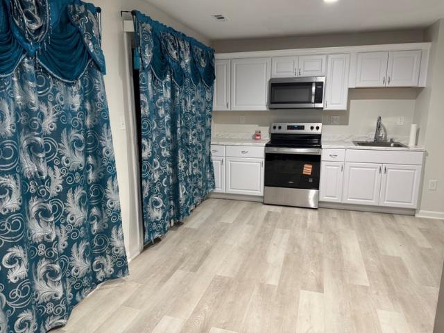 1 furnished bedroom