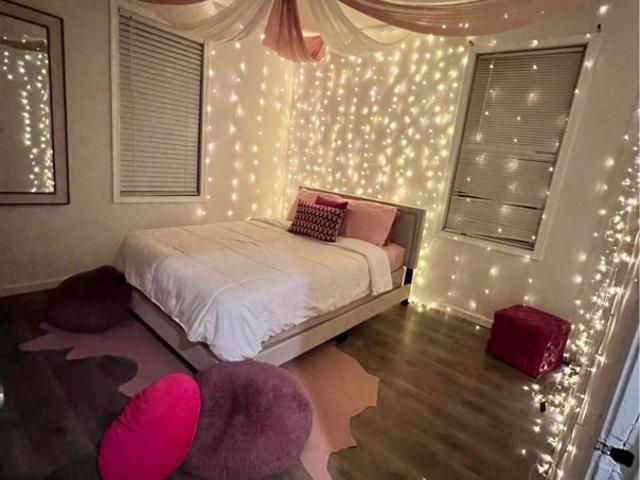 1 FURNISHED MASTER BDRM SUITE & 1 FURNISHED BDRM