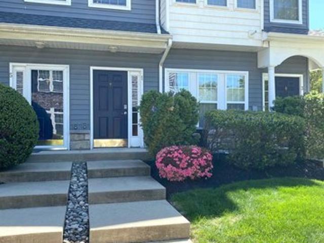 1 Fawn Ct, Delanco, NJ 08075