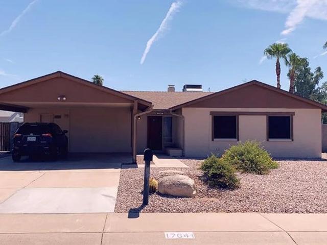 1 Female Roommate Needed: 3 Bedroom House