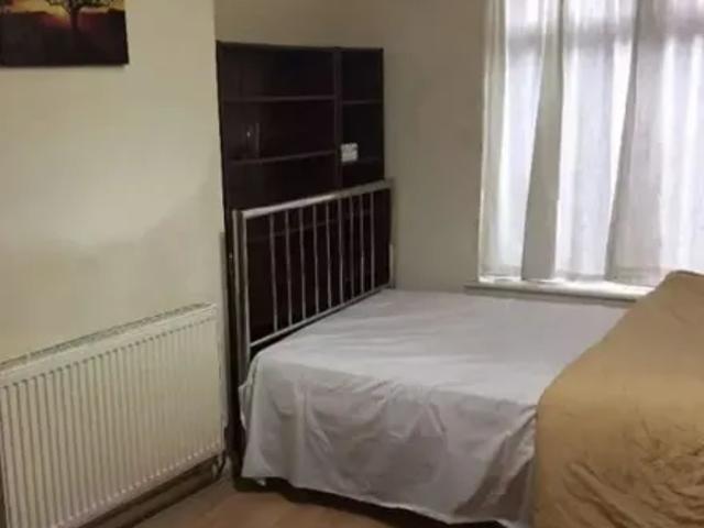 1 Fenella Street, Salford, M13 0DT, United Kingdom | 1 bed apartment for rent #167698286 | Rentberry