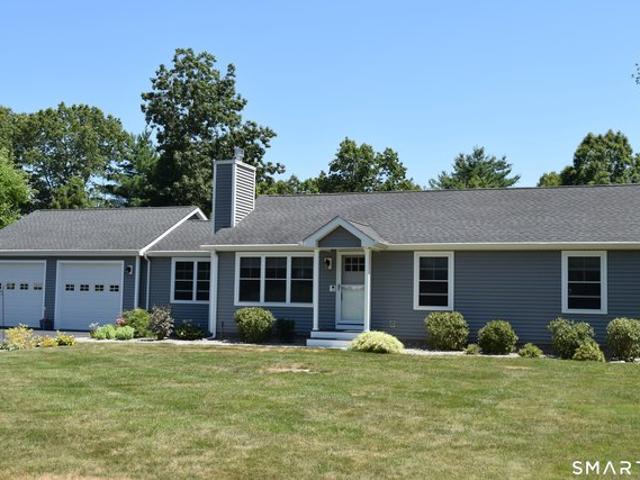 1 Fernwood Ln, Farmington, CT 06032