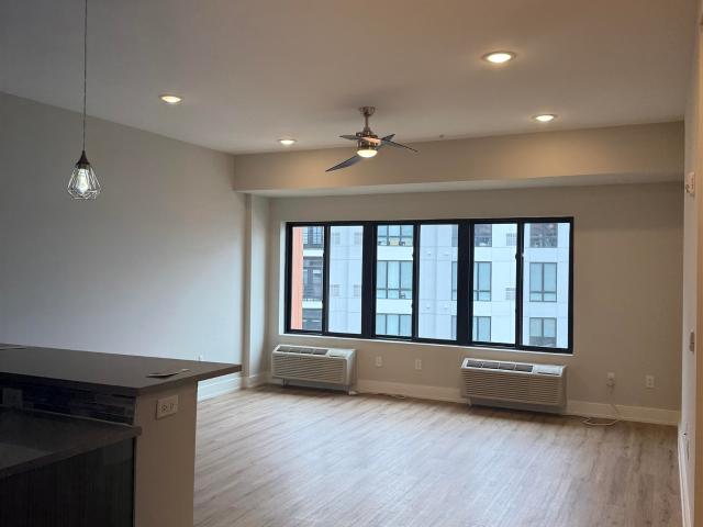 1 Flagship St # 318