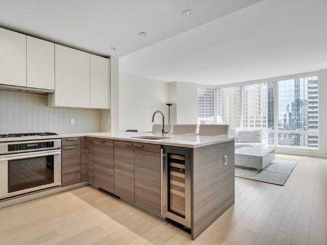 1 Franklin St, Unit 2409, Boston, MA 02110 | MLS #73387