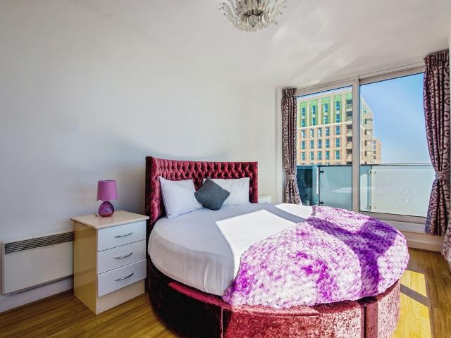 1 Gallions Road, London E16, 3 bed flat to rent, £2,983 pcm | PrimeLocation
