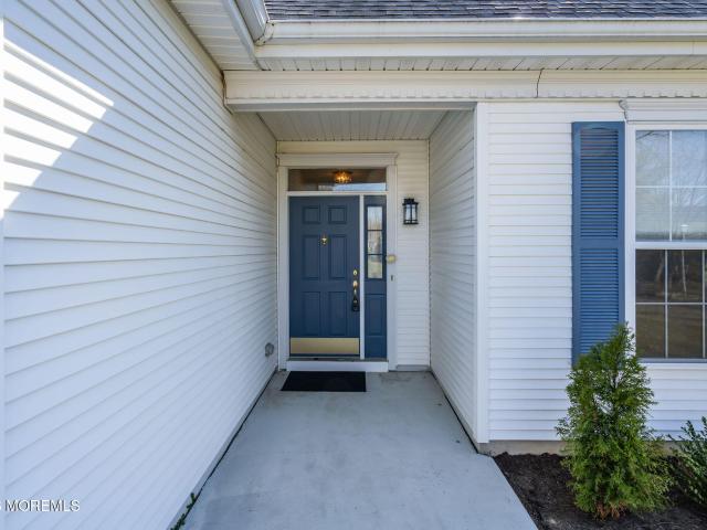 1 Gardenways Court