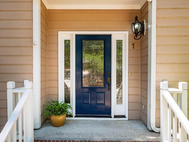 1 Gatlin Court