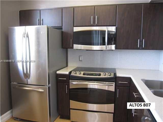 1 Glen Royal Pkwy, Unit 807, Miami, FL 33125 | MLS #A12001 | Compass