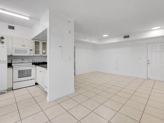 1 Glen Royal Pkwy Apt 809, Miami, FL 33125