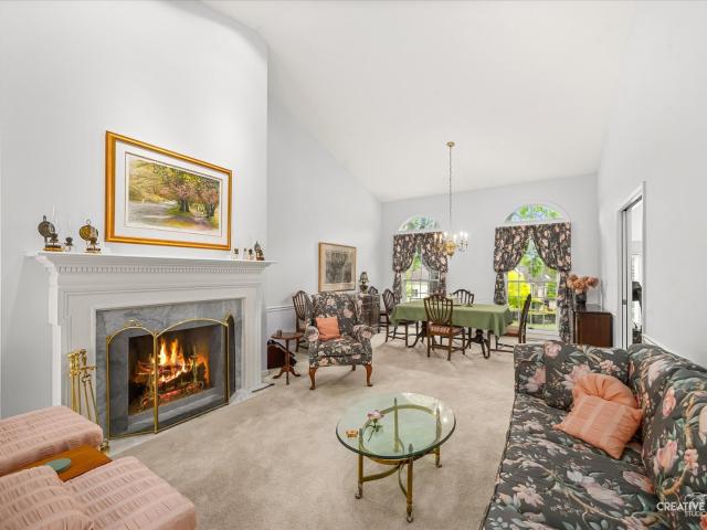 1 Glengarry Lane