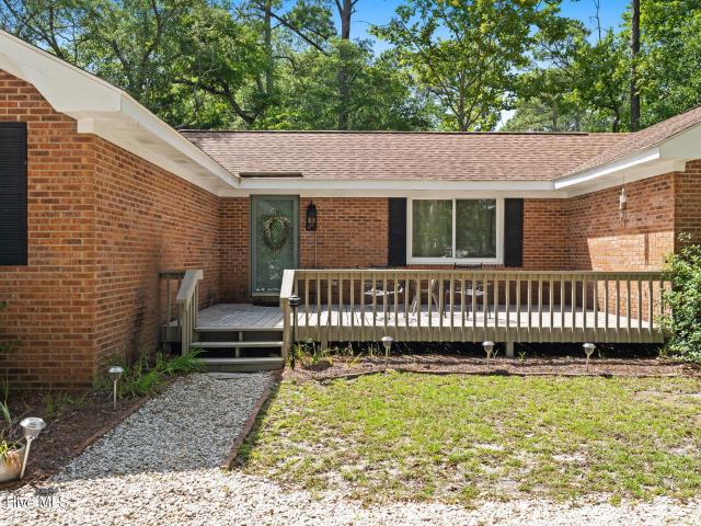 1 Golfview Court